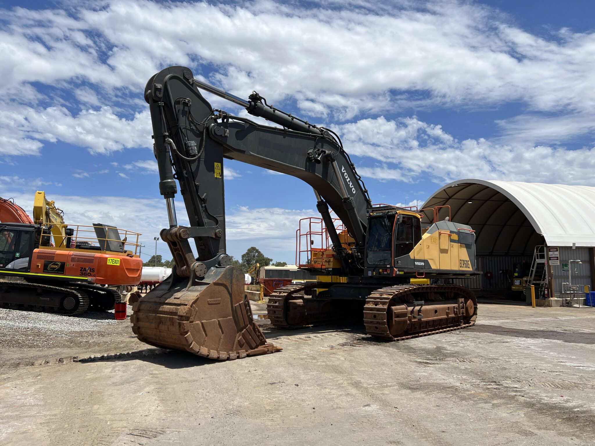 Excavators For Sale Australia | Buy Quality Used Excavators